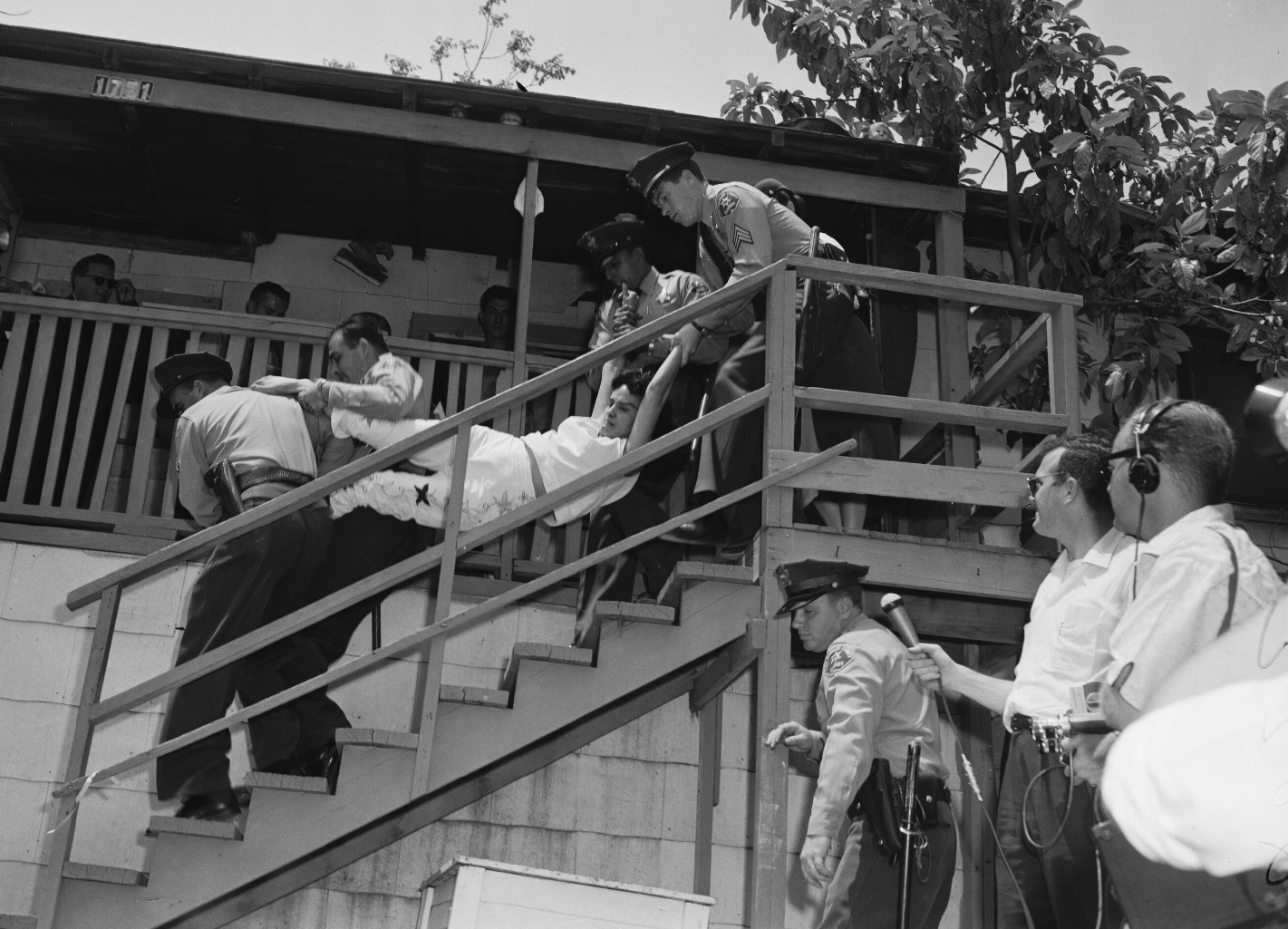 Chavez Ravine, Pt. VI: The Arechiga Family – Bunker Hill, Los Angeles